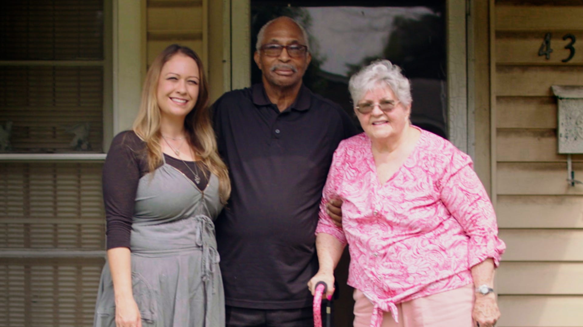 Texas neighbors return favor for beloved handyman