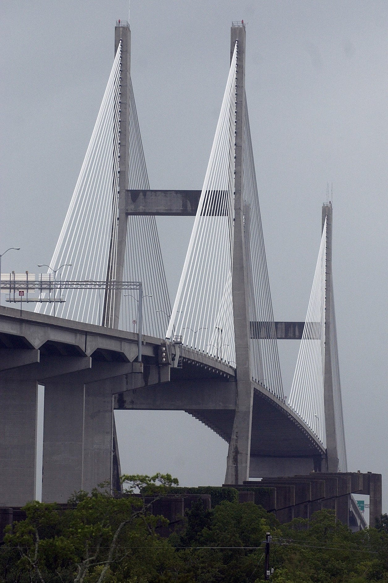 GDOT: New cables for Talmadge Bridge a temporary fix for port woes