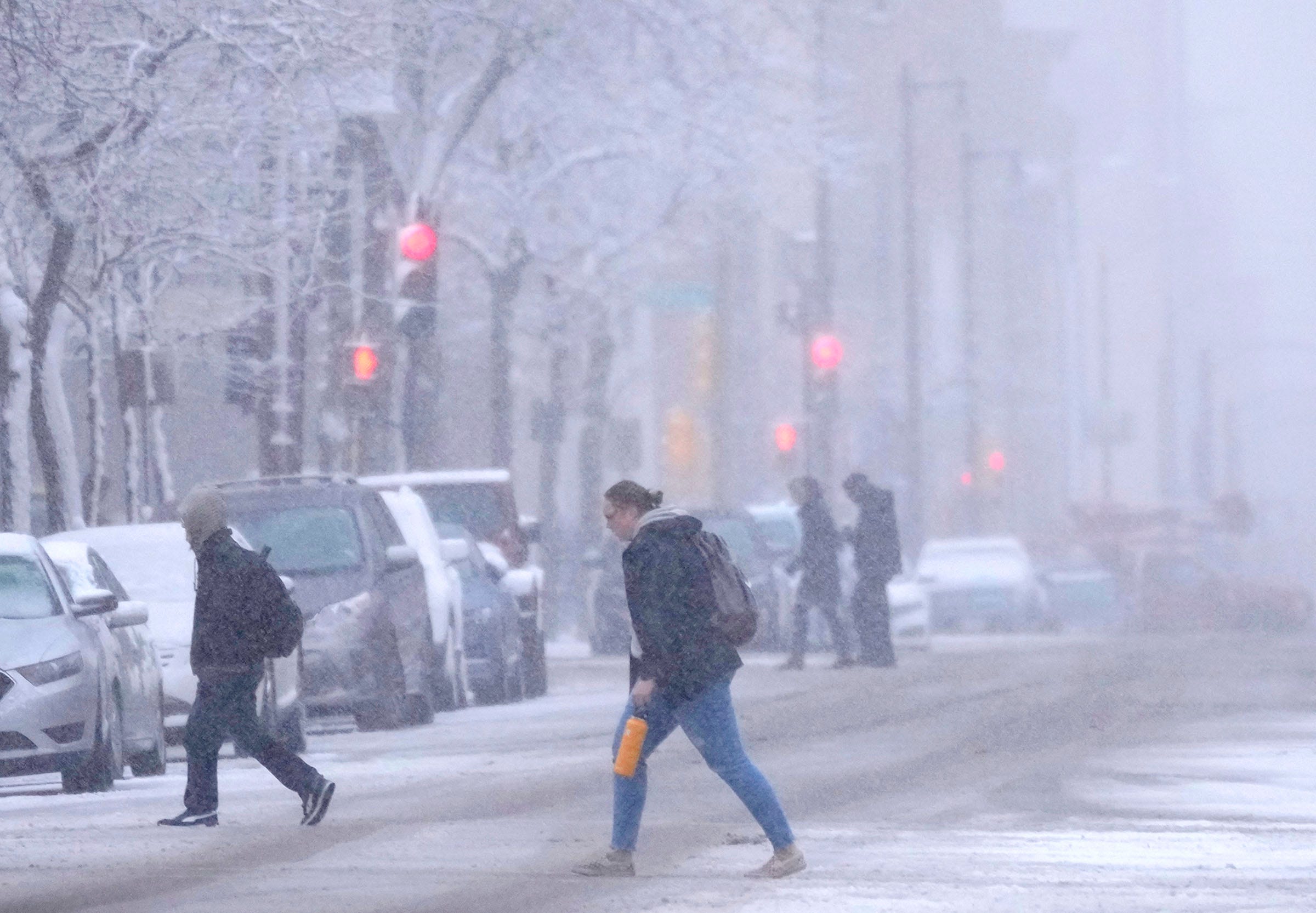 Milwaukee under winter storm watch, 6-10 inches of snow in forecast