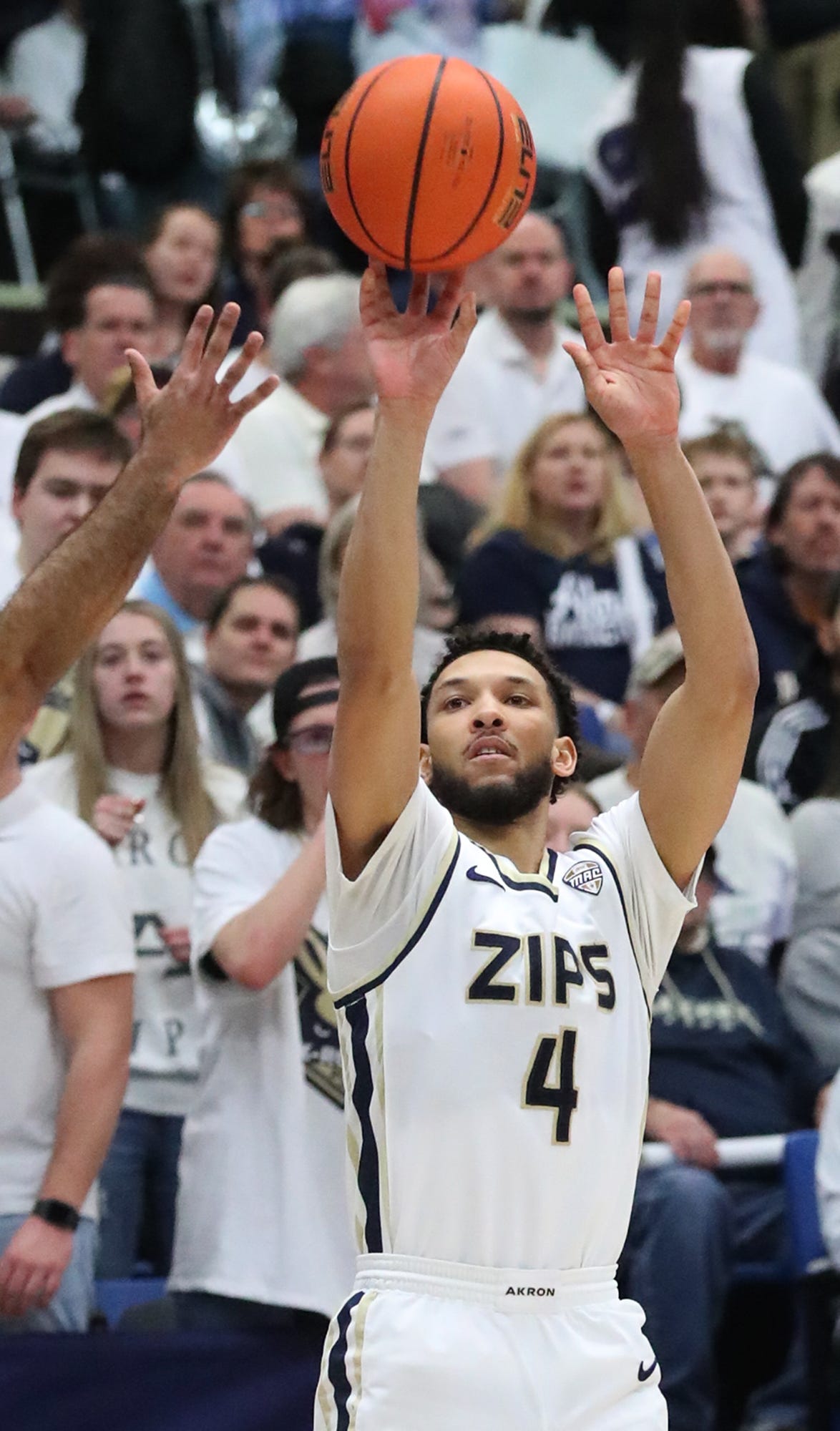 Akron men's basketball focusing on defense after Kent State win