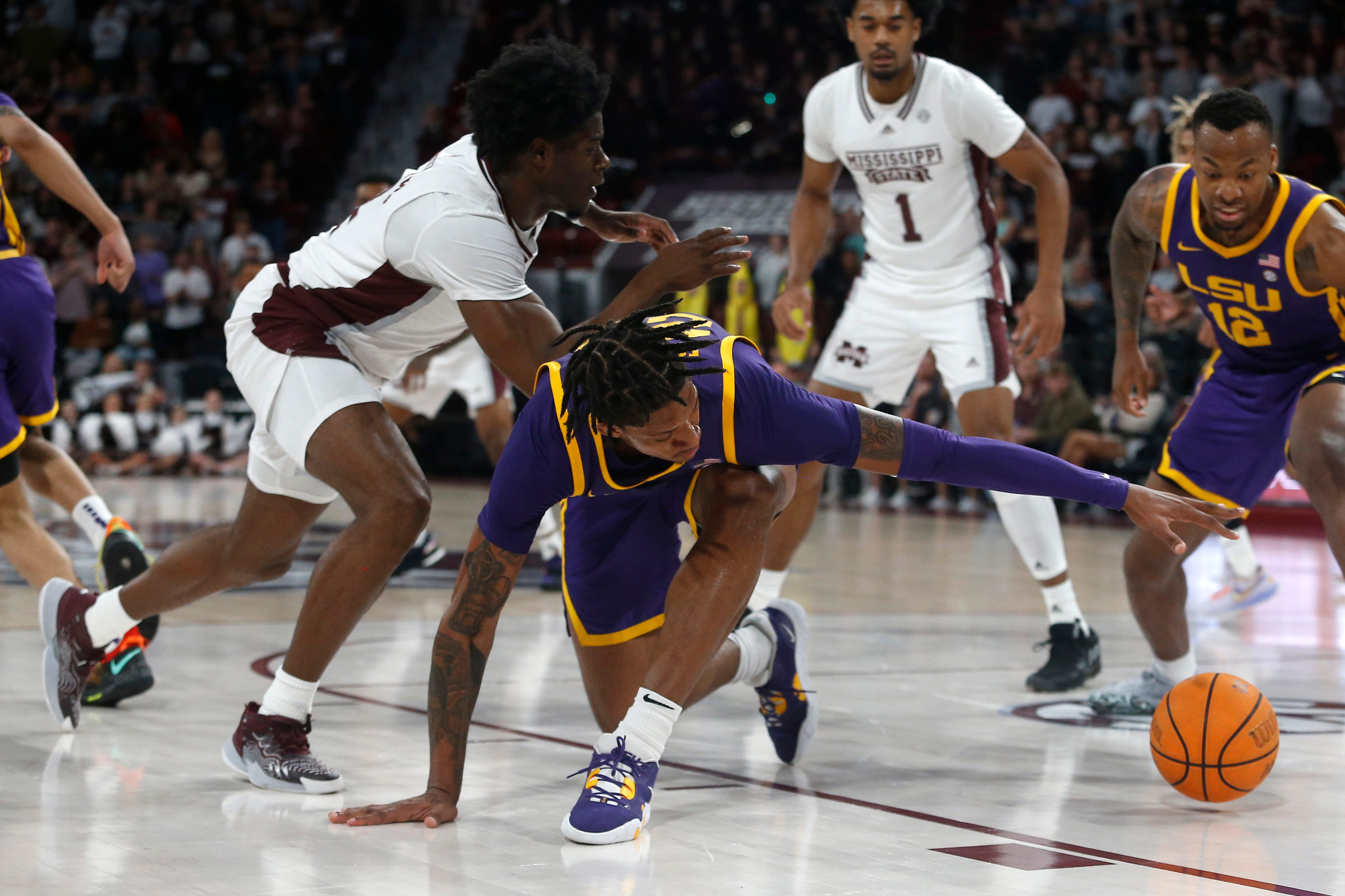 Relentless defense leads Mississippi State basketball past LSU Tigers