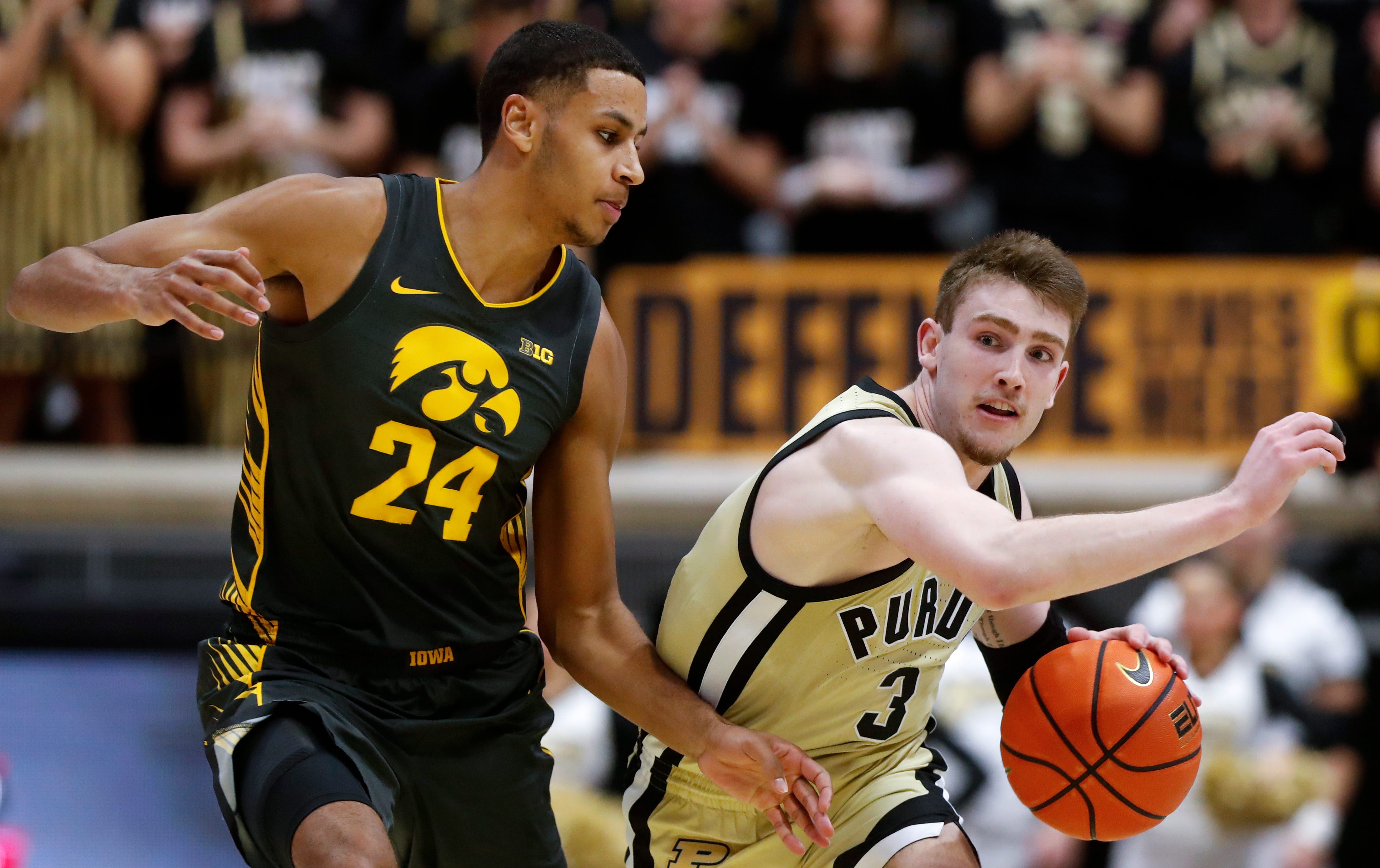 Braden Smith leads Purdue basketball bounce back win over Iowa
