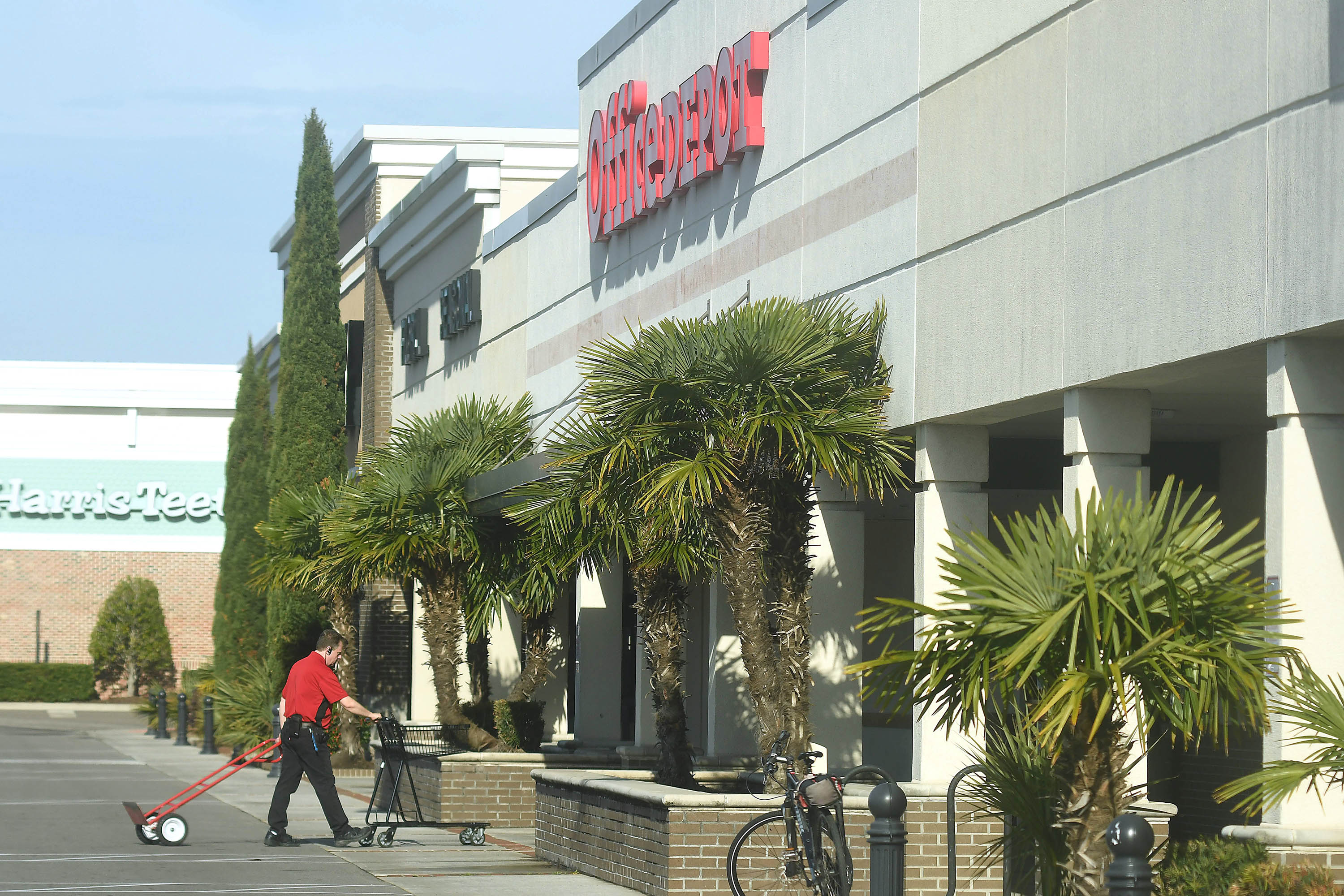 New stores, apartments coming to Wilmington's Hanover Center