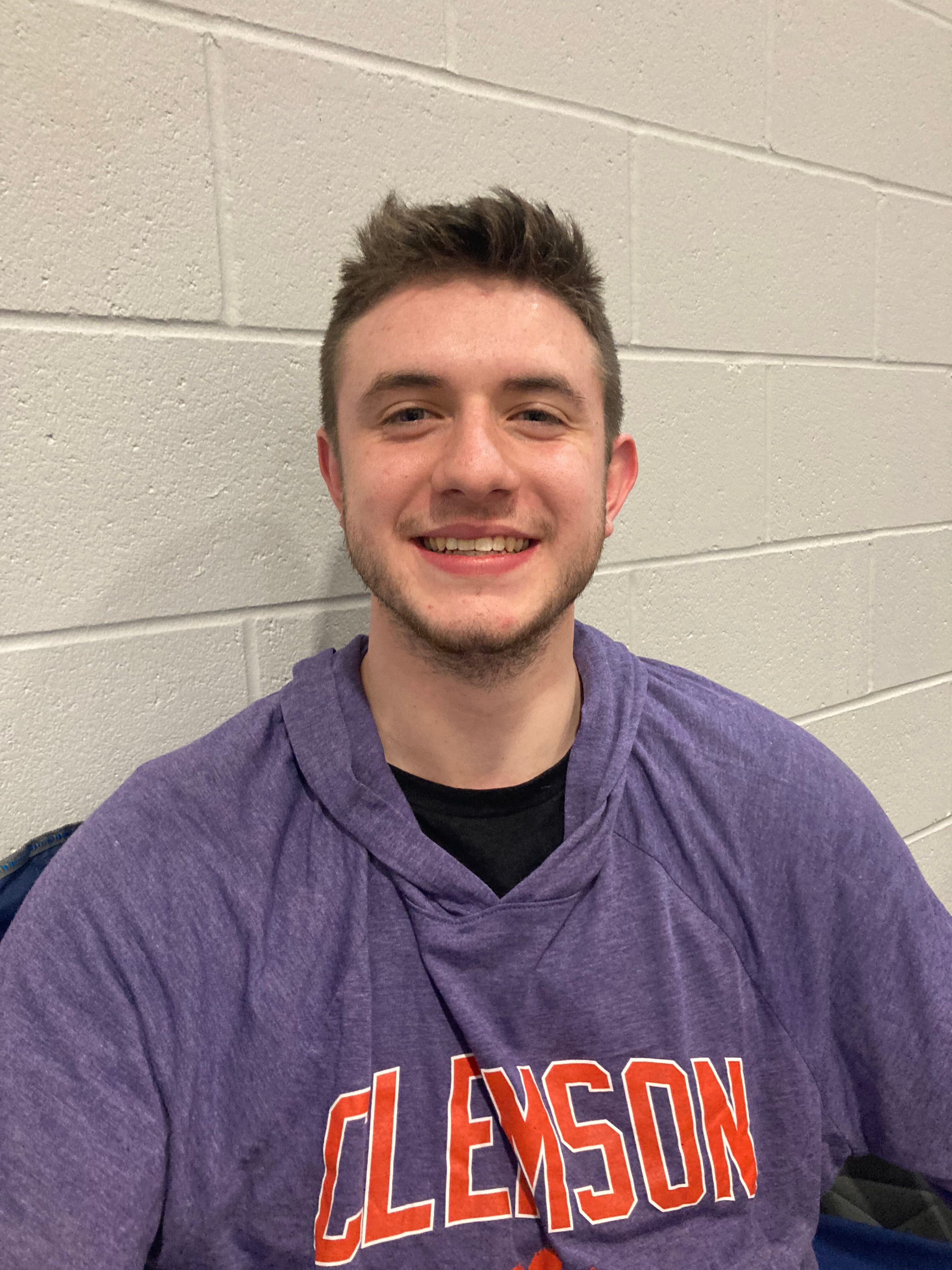 Section V indoor track: Matt Auble sets record at state qualifier