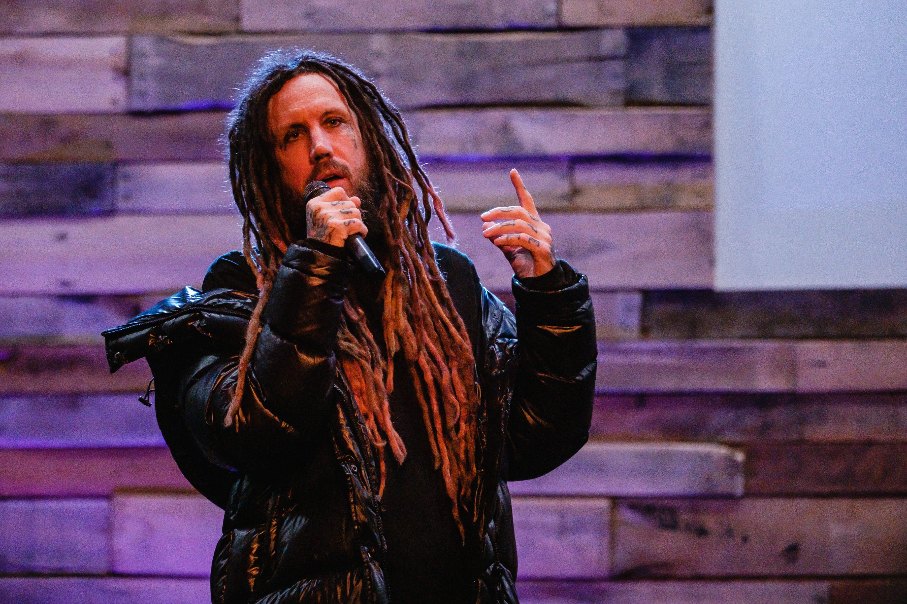 Brian "Head" Welch tells about recovery from addiction with God's help