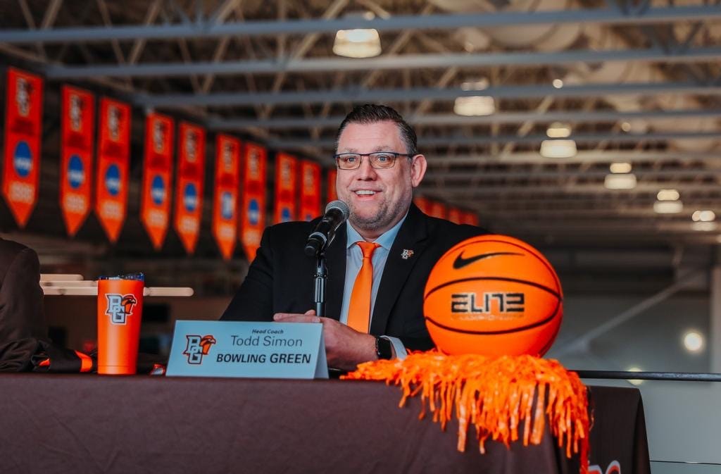 Todd Simon, from Mid-Michigan, takes over Bowling Green basketball