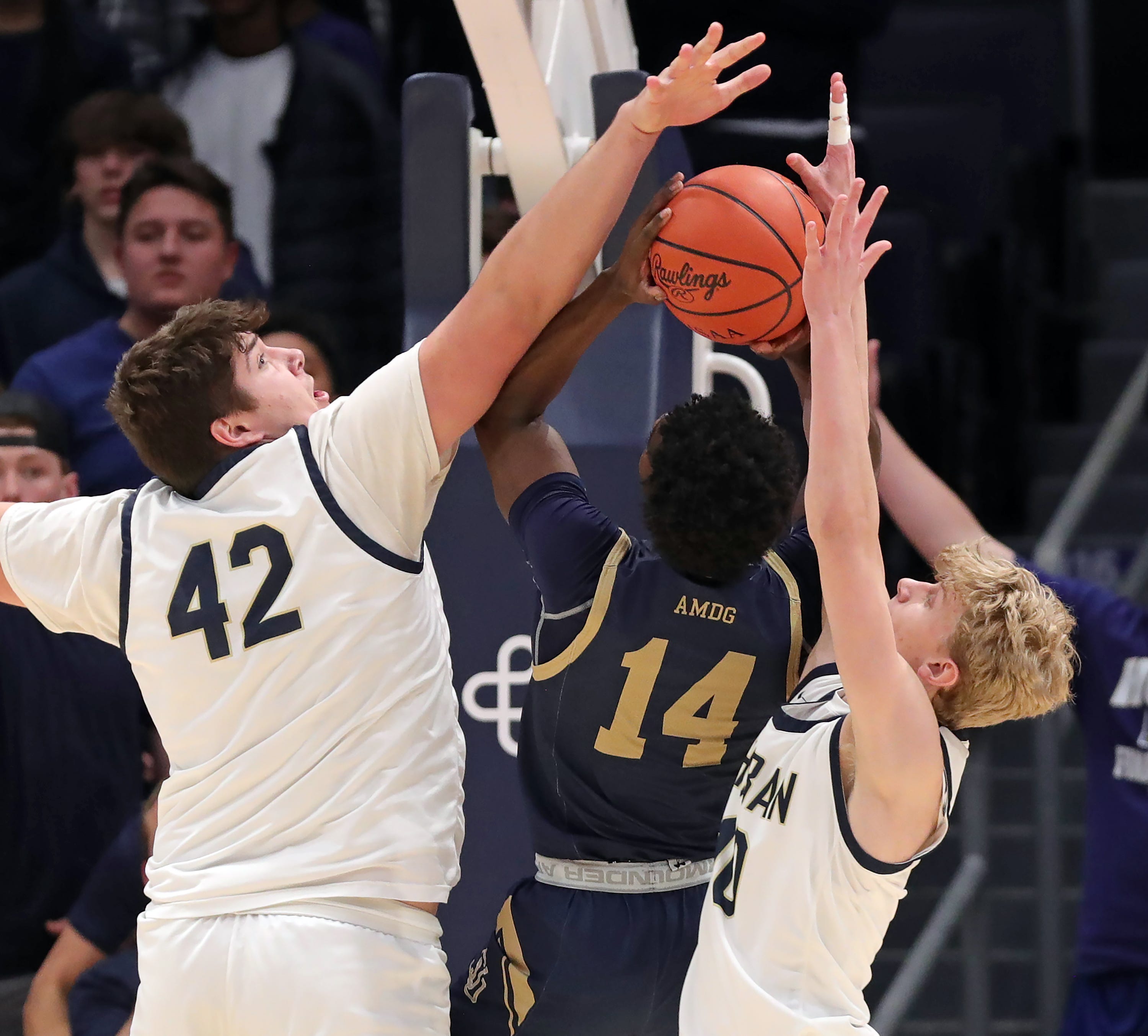 Hoban score vs. Pickerington Central updates | OHSAA state basketball