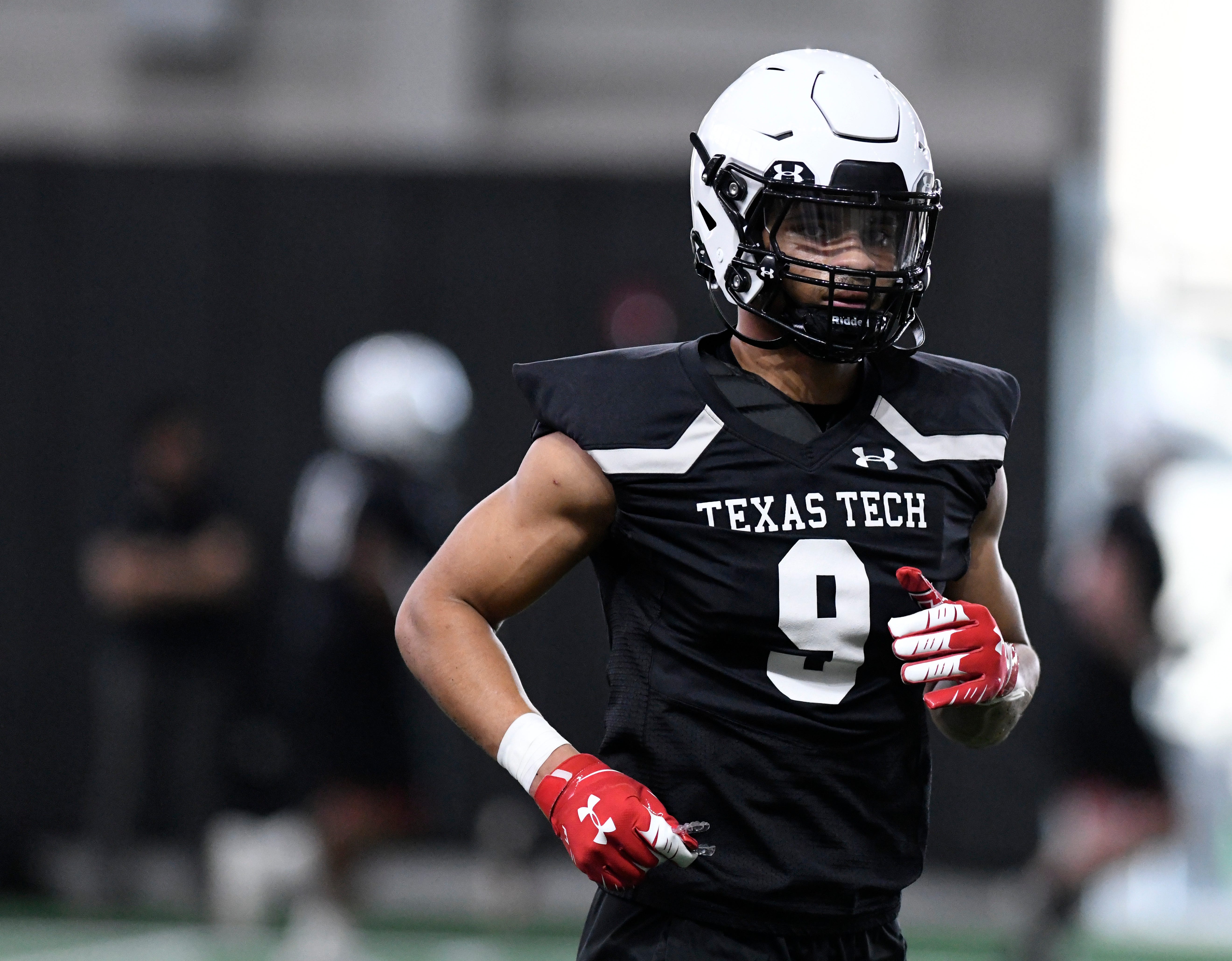 C.J. Baskerville trains to take key spot in Texas Tech defense