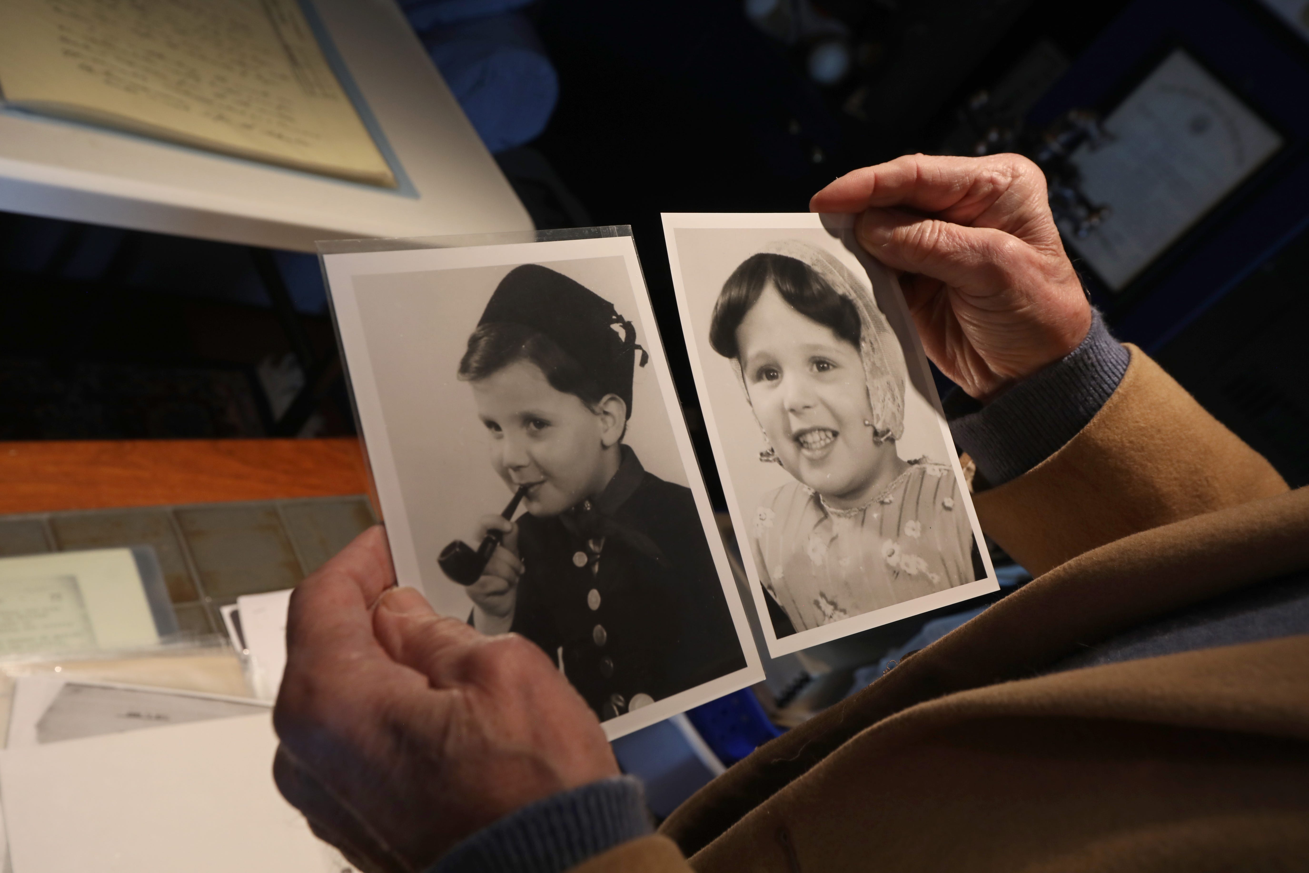 Twin Holocaust survivors now in Rochester, Maryland, share stories
