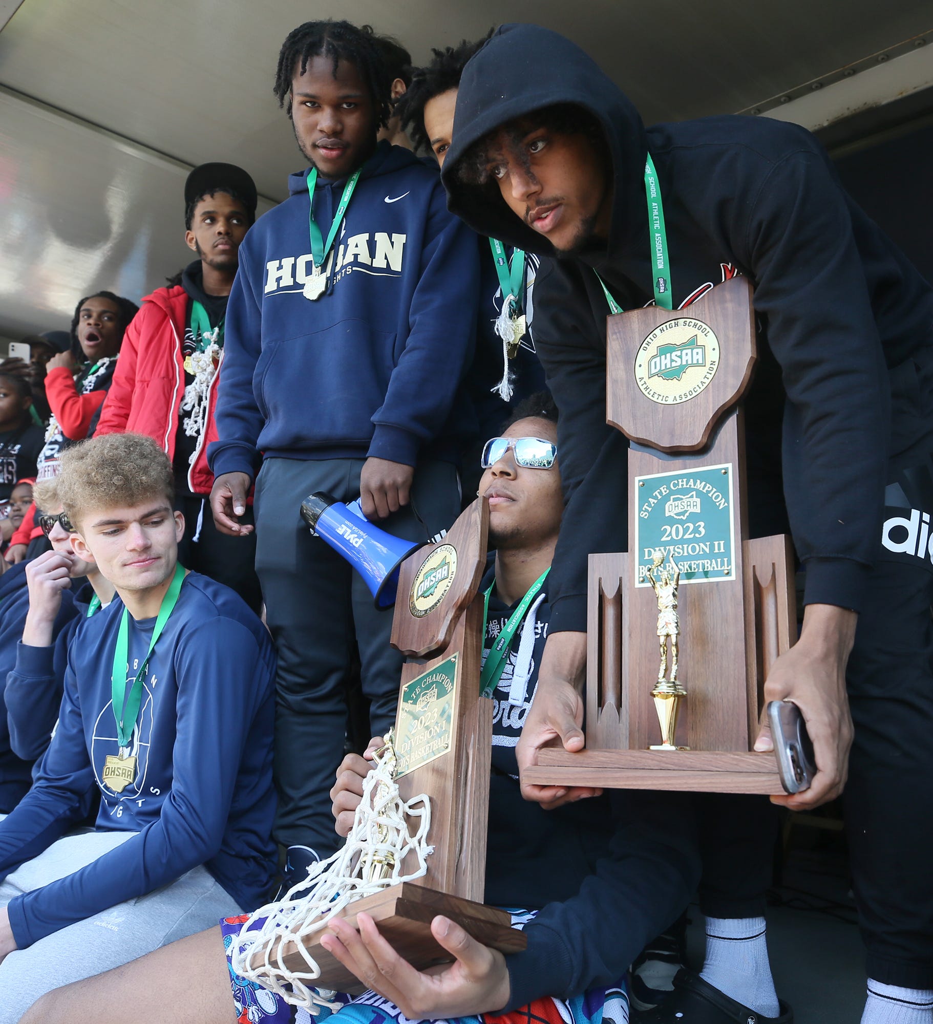 Akron parade celebrates state champion Buchtel, Hoban basketball teams