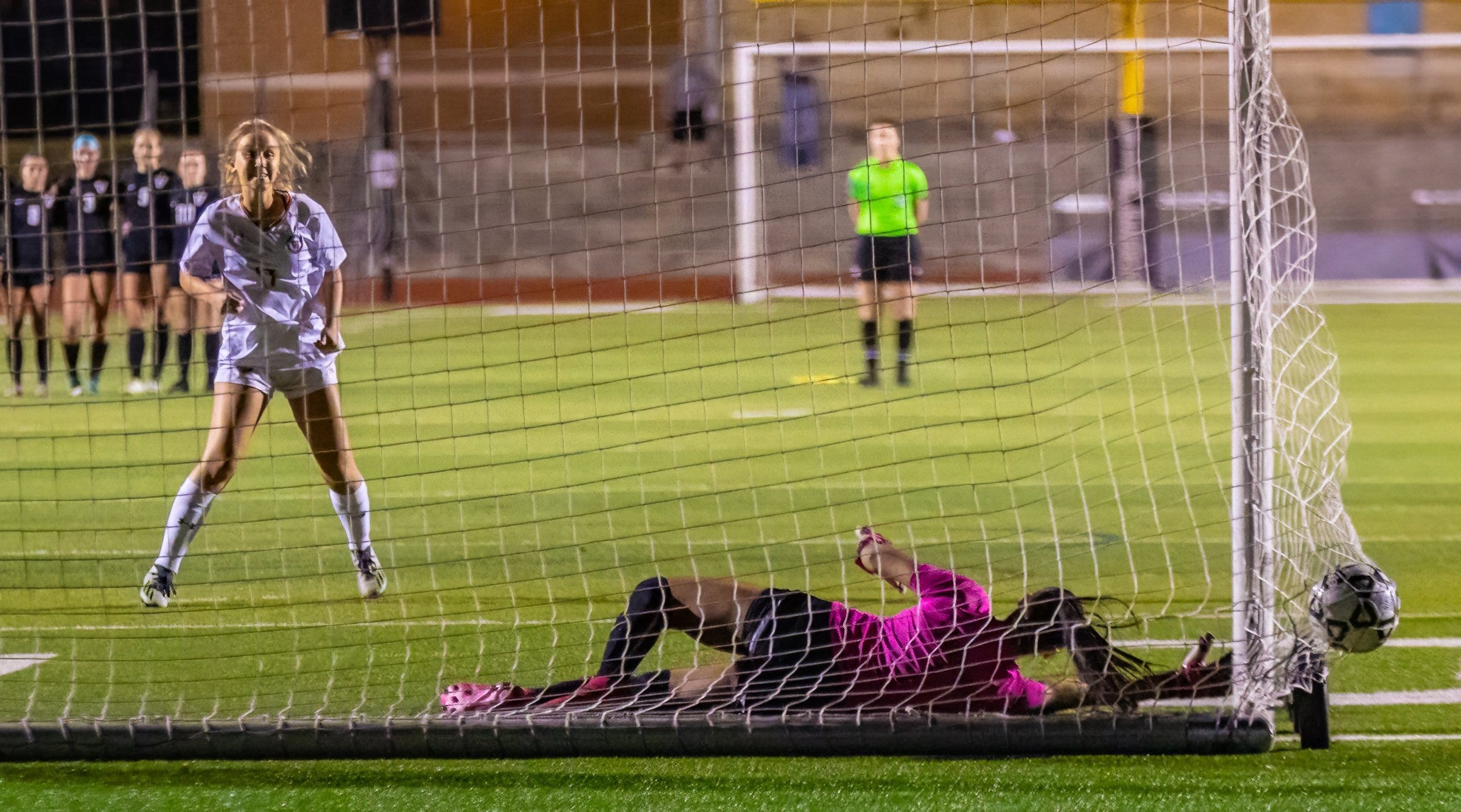 Westwood girls soccer beats Vandegrift to join Round Rock at regionals