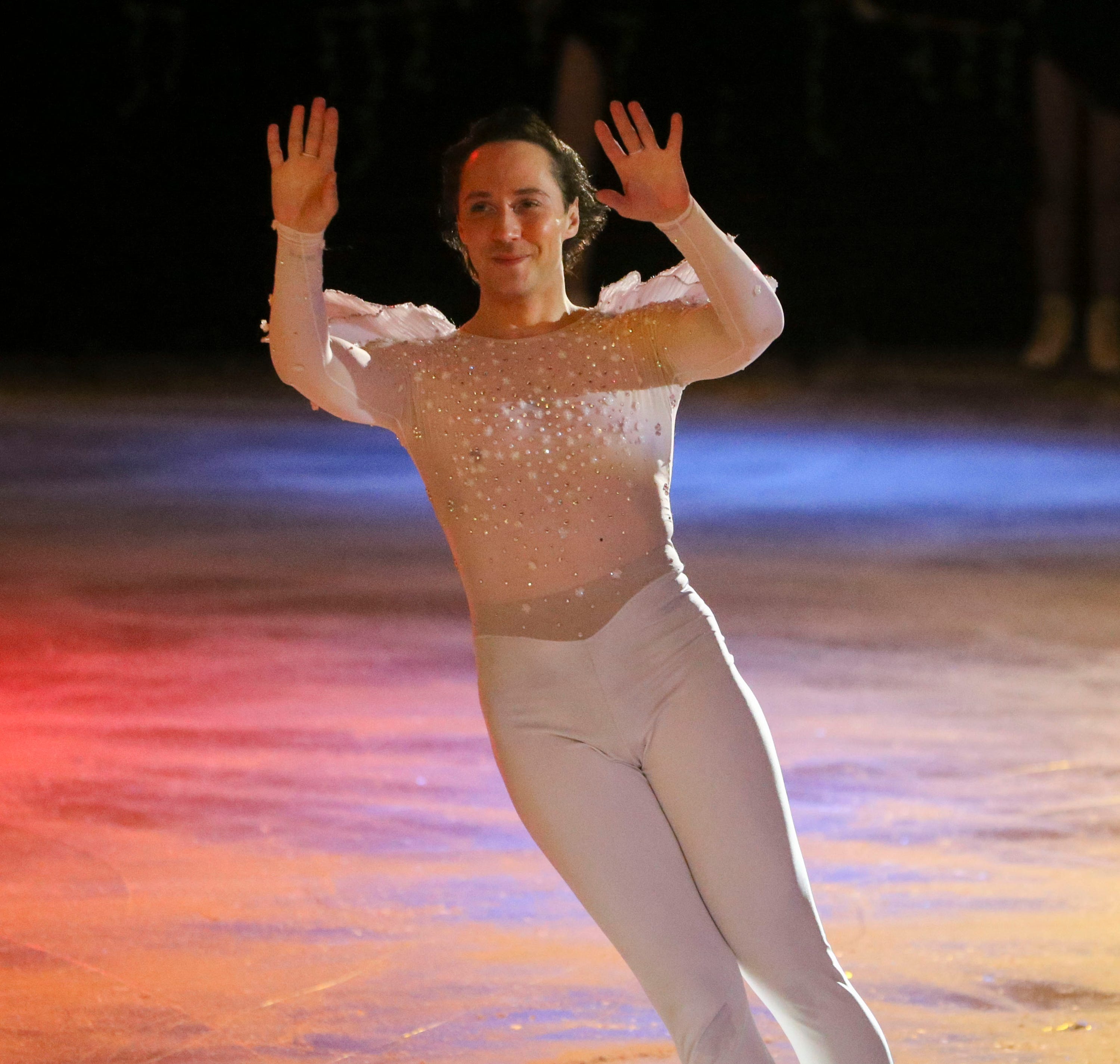 Olympic star Johnny Weir's goodbye to skating in Delaware performance
