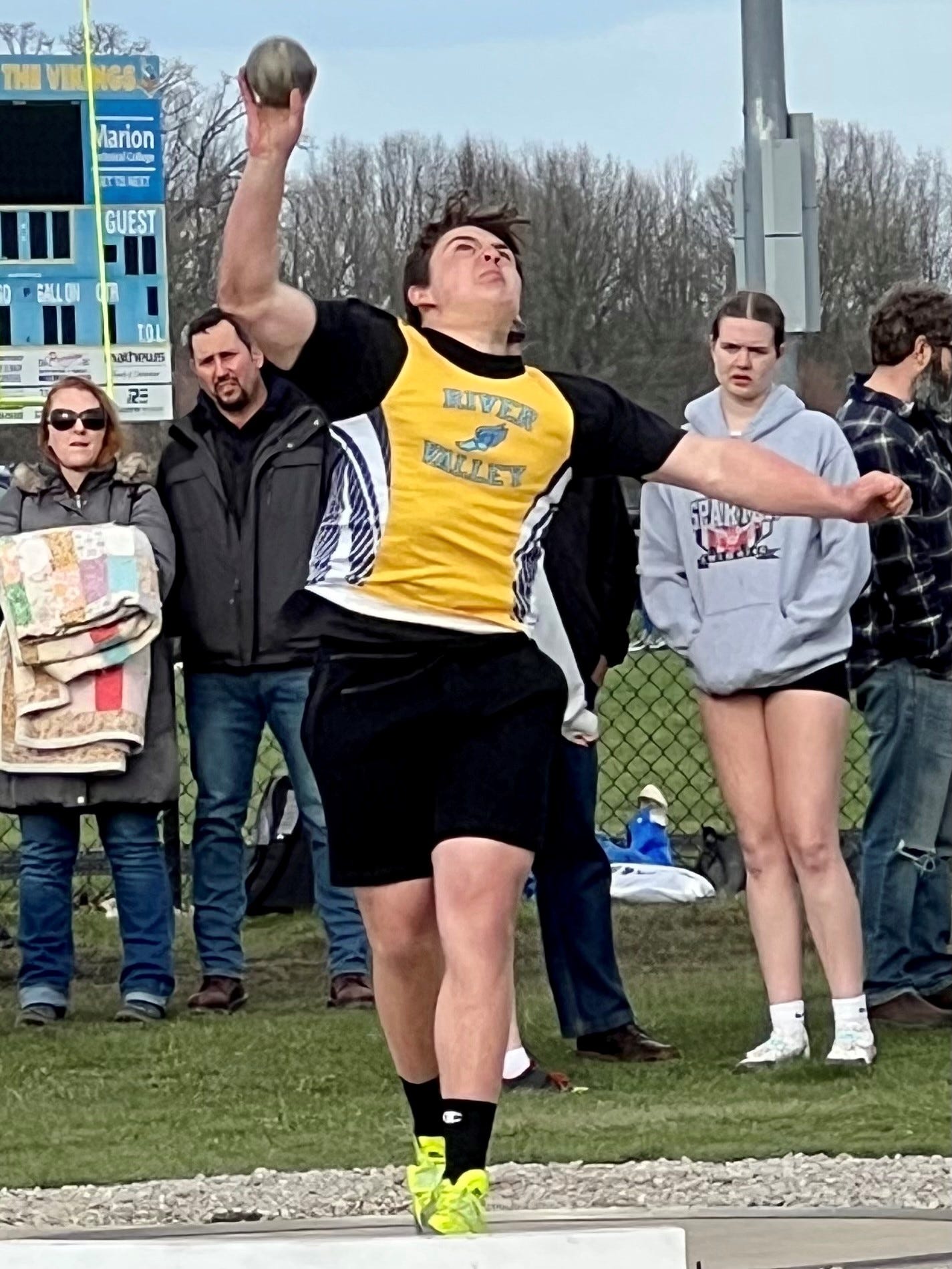 Boys Best of the Week: Keller-Rich RV Relays kick off big meet season