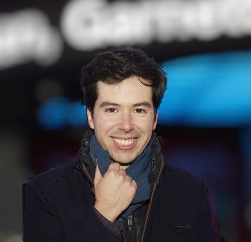 Bloomington Symphony Orchestra's Alejandro Guillen conducts last concert