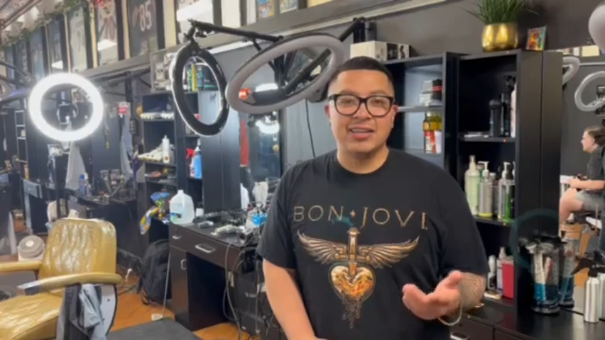 Julio Rodriguez is more than team barber for Notre Dame football