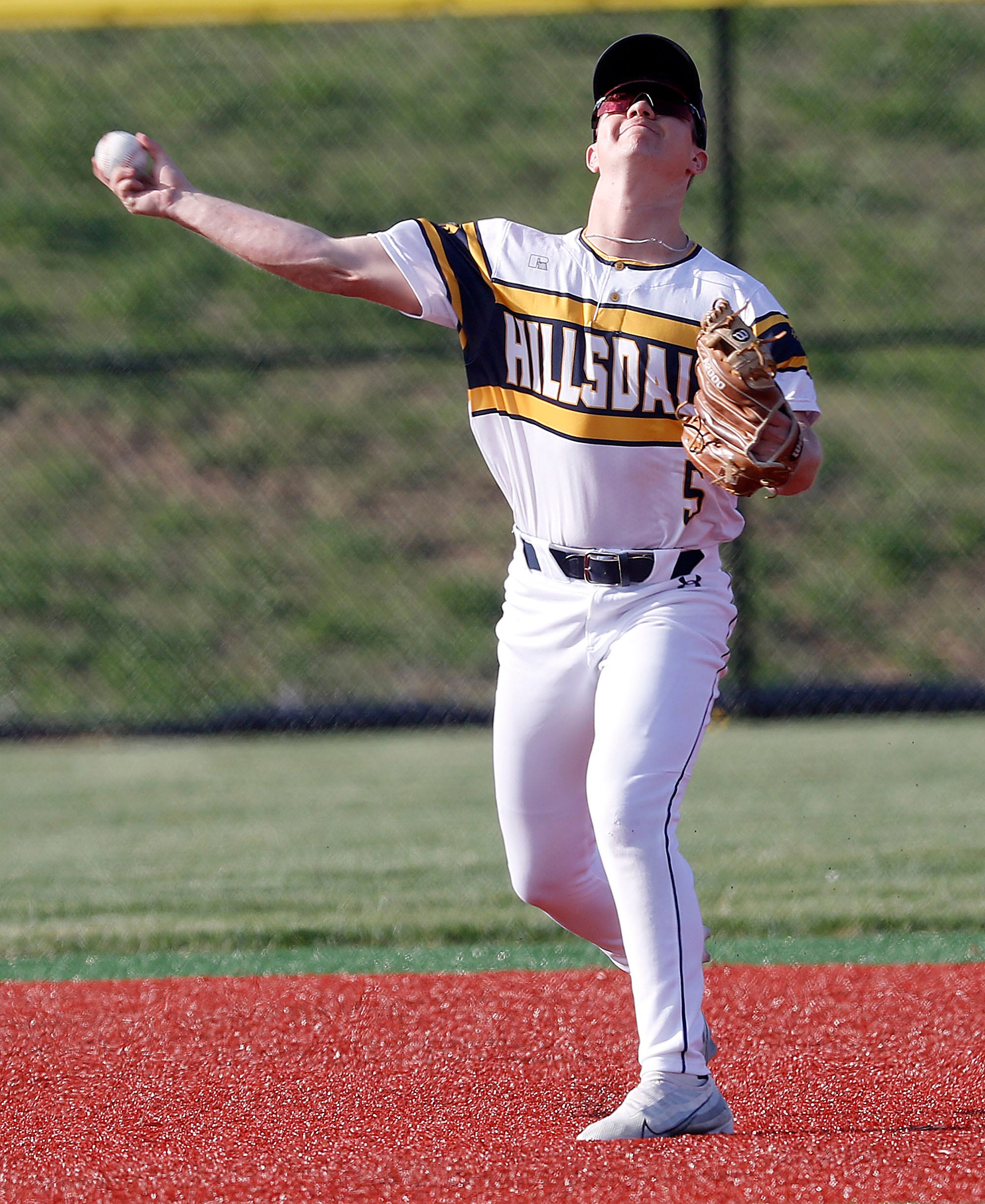 Baseball: Hillsdale stays undefeated in WCAL play