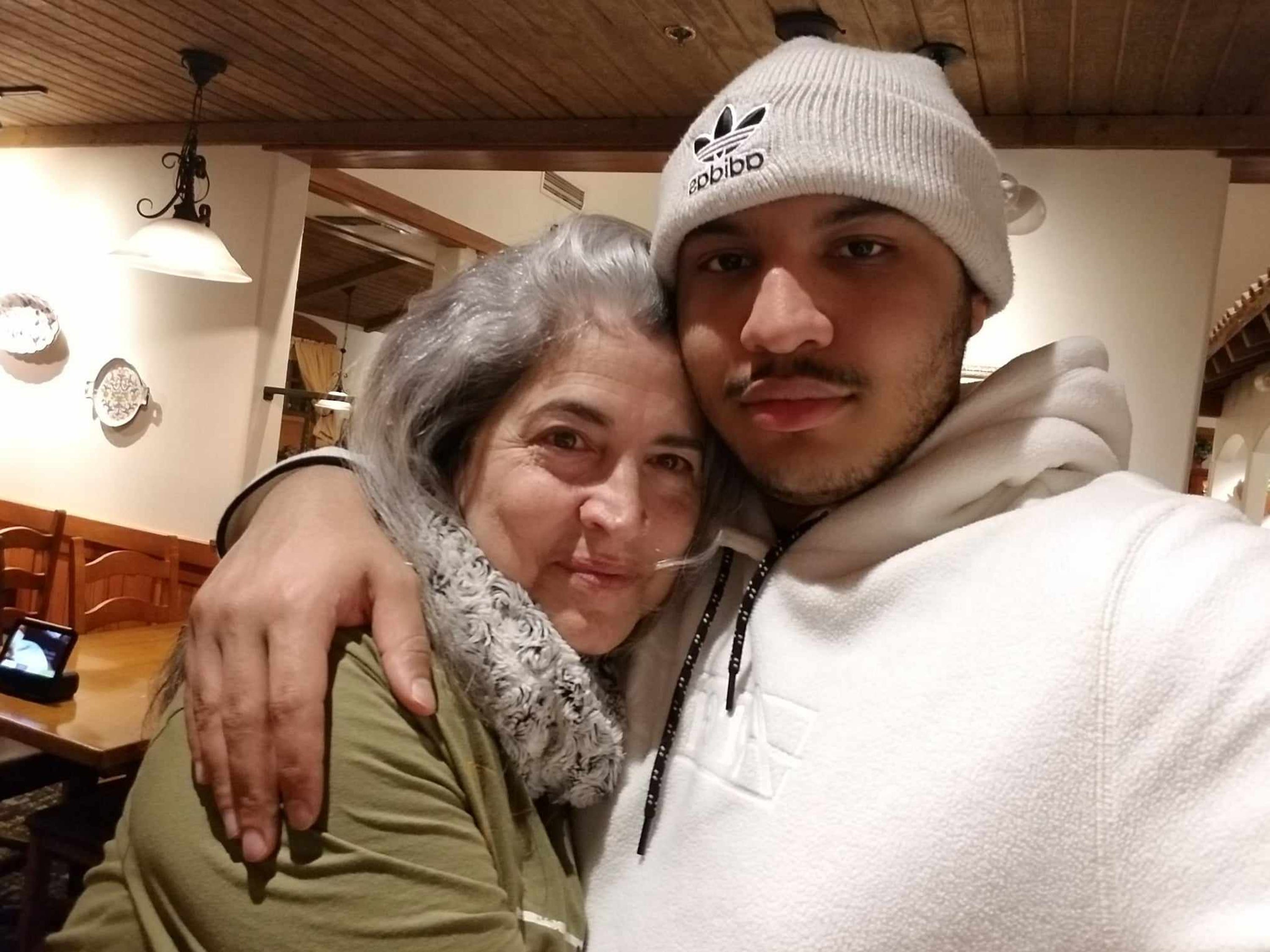 Elijah Lee Lewis shooting: In Seattle, building a city of brothers