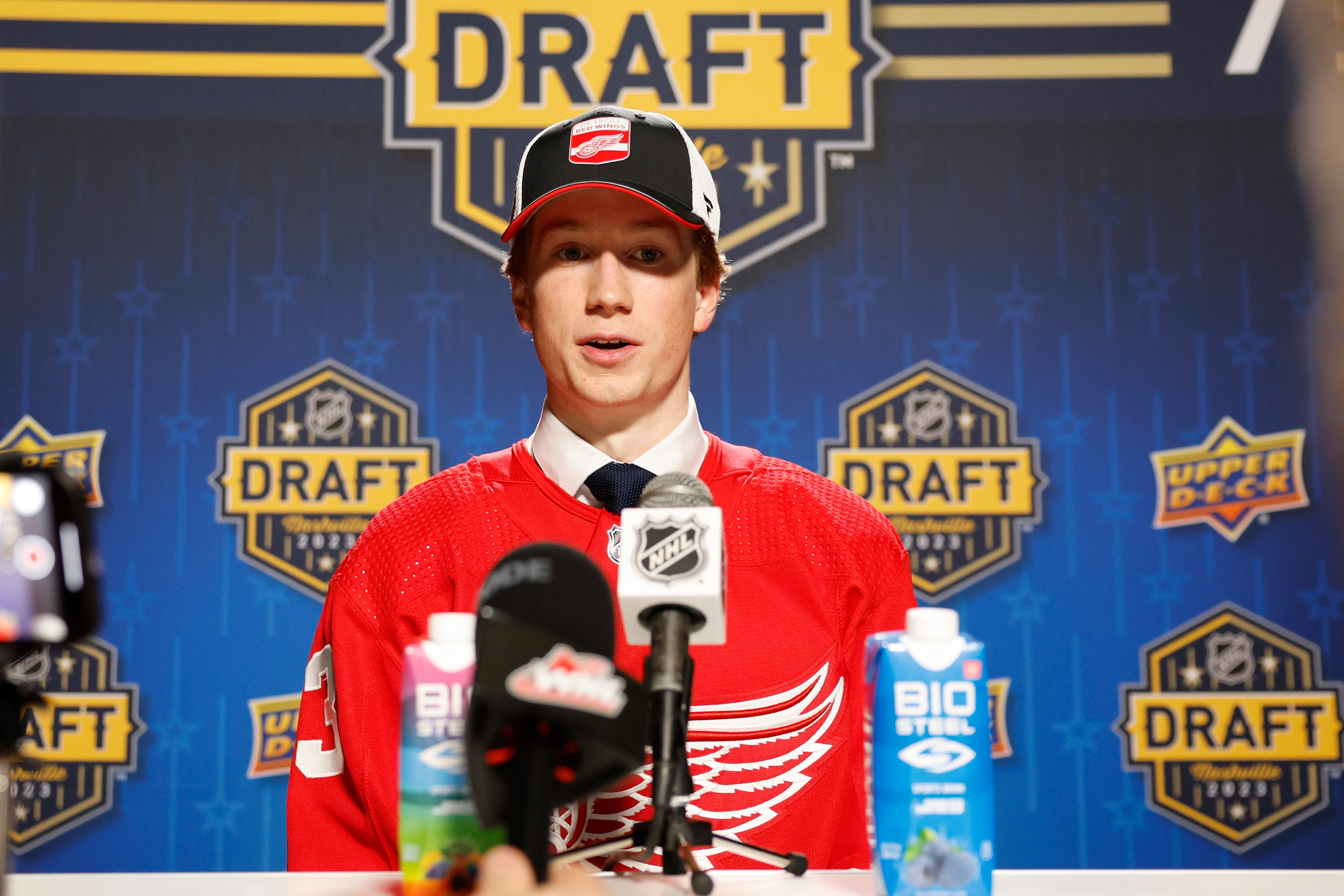 Wojo: Steve Yzerman plays it safe with solid start to draft, but Red ...